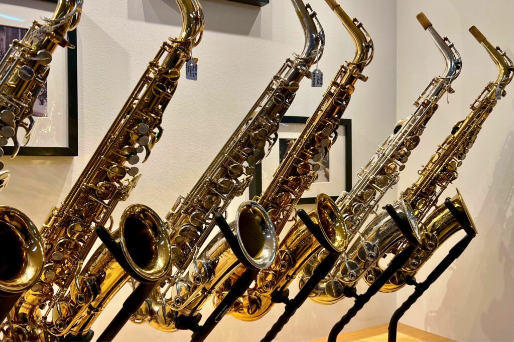 Home - Legendary Saxophones